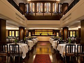 Spring Moon - Guangdong Seafood Stir-Fry Business Dining in Tsim Sha ...