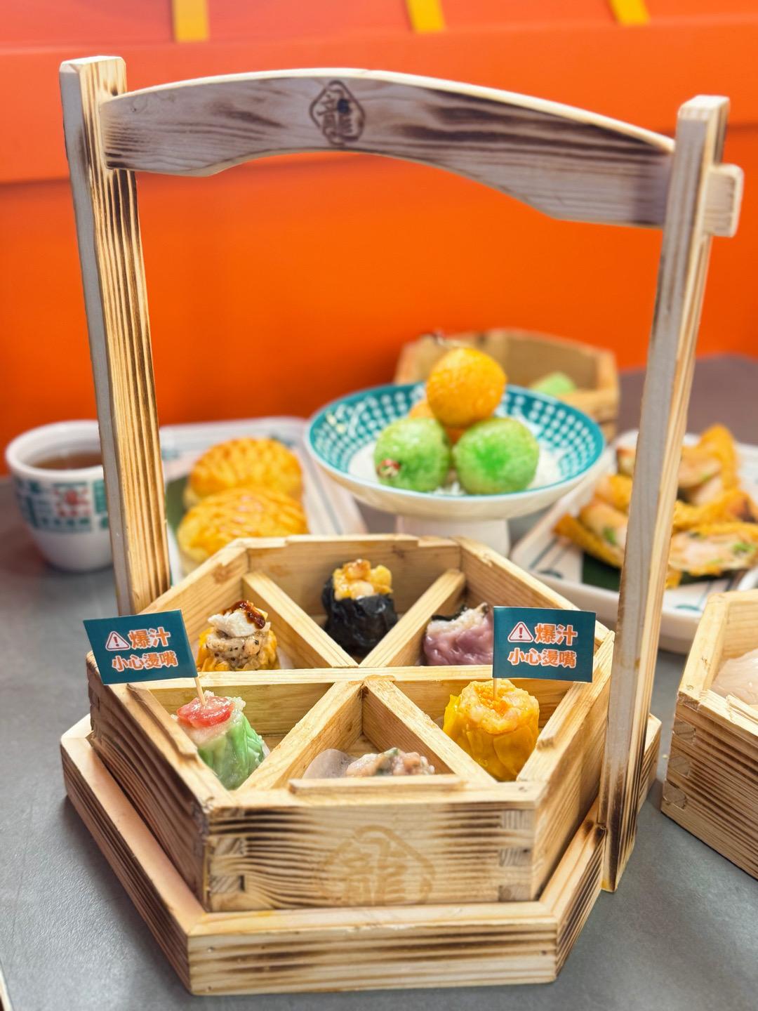 Lung Dim Sum (Po Hon Building) in Causeway Bay Hong Kong | OpenRice ...